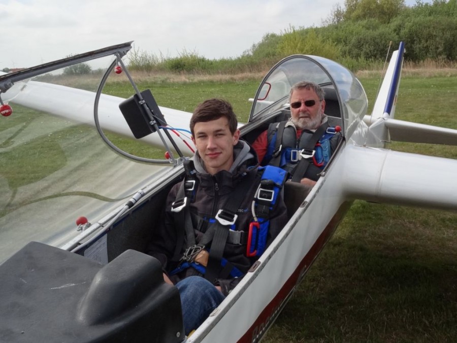 Pilot(in) für einen Tag – Fliegerclub Rostock e.V.